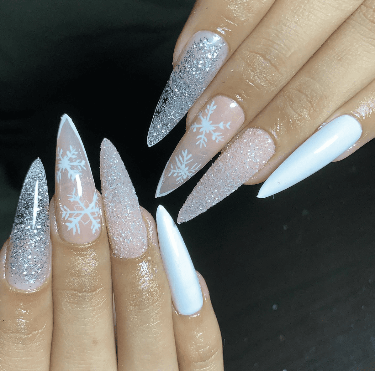 Cold Weather Style: Top Winter Wonderland Nails for a Festive Look